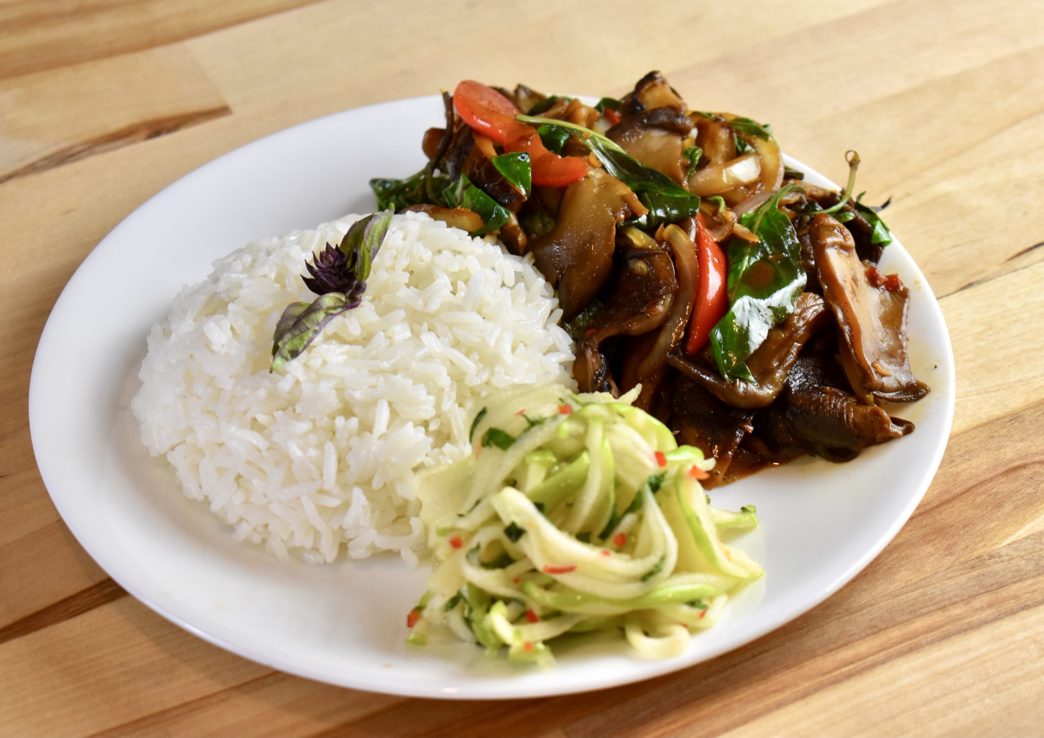 The Intrepid Eater - Recipes - Thai Basil Oyster Mushrooms