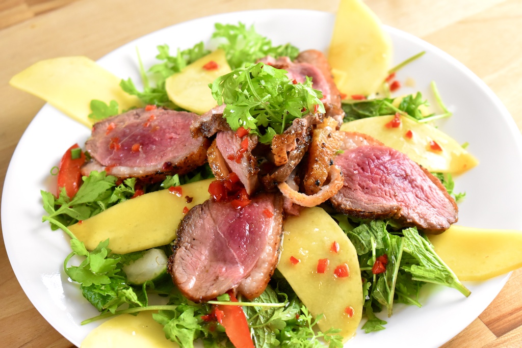 Spicy Duck Mango Salad - Recipes - The Intrepid Eater