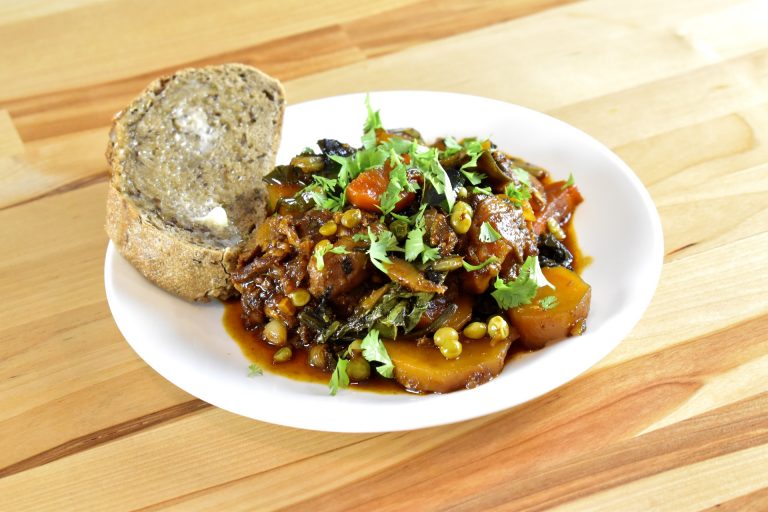 South African Lamb Potjiekos - Recipes - The Intrepid Eater