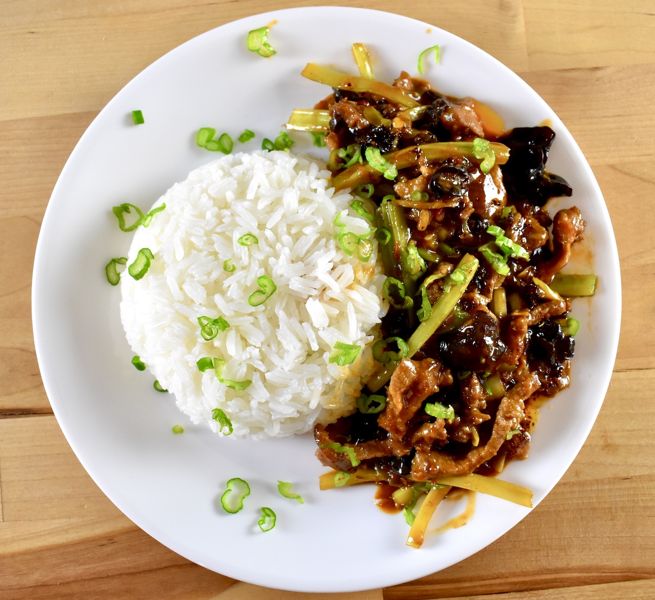 Yu Xiang Wild Pork with Amber Jelly Roll Fungus - The Intrepid Eater