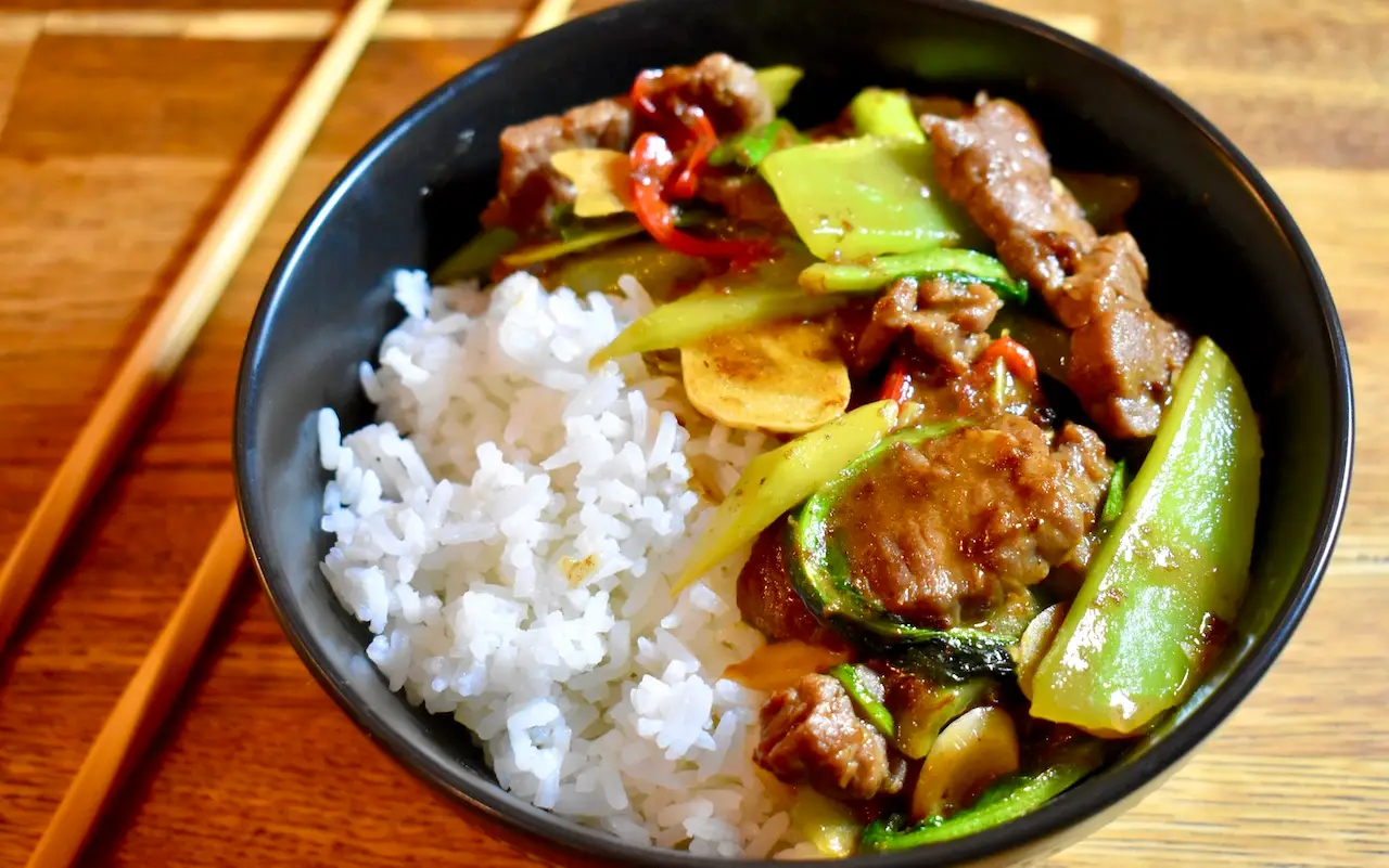 Venison and Celtuce Stir Fry - Recipes - The Intrepid Eater