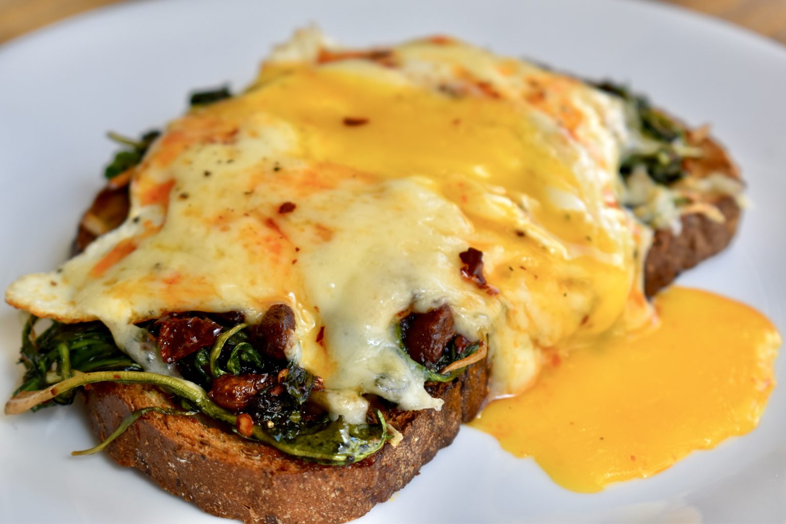 The Intrepid Eater - A Definitive Guide to All Things Food